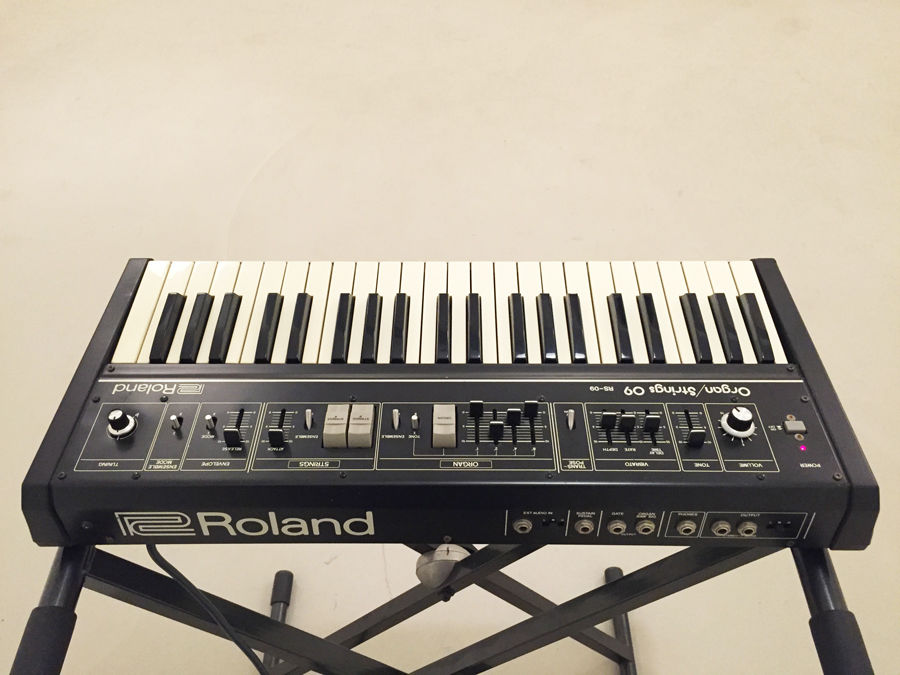 MATRIXSYNTH: Roland RS-09 Organ/Strings 09