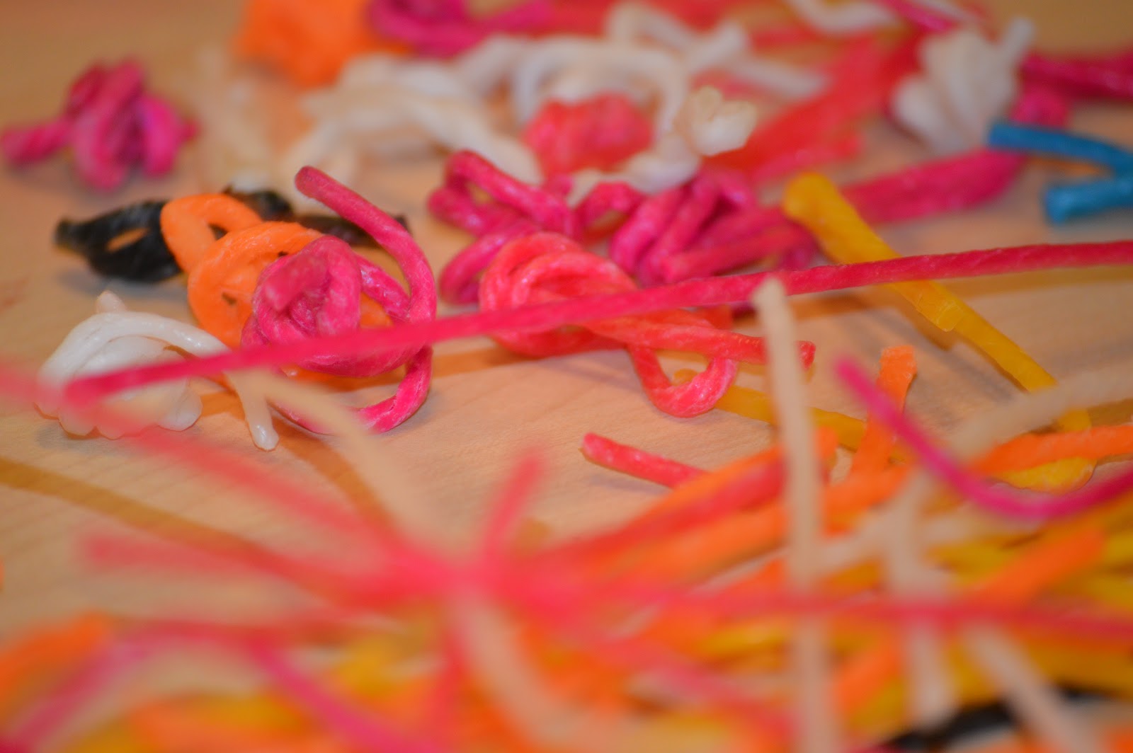 Interaction Imagination: Bendaroos