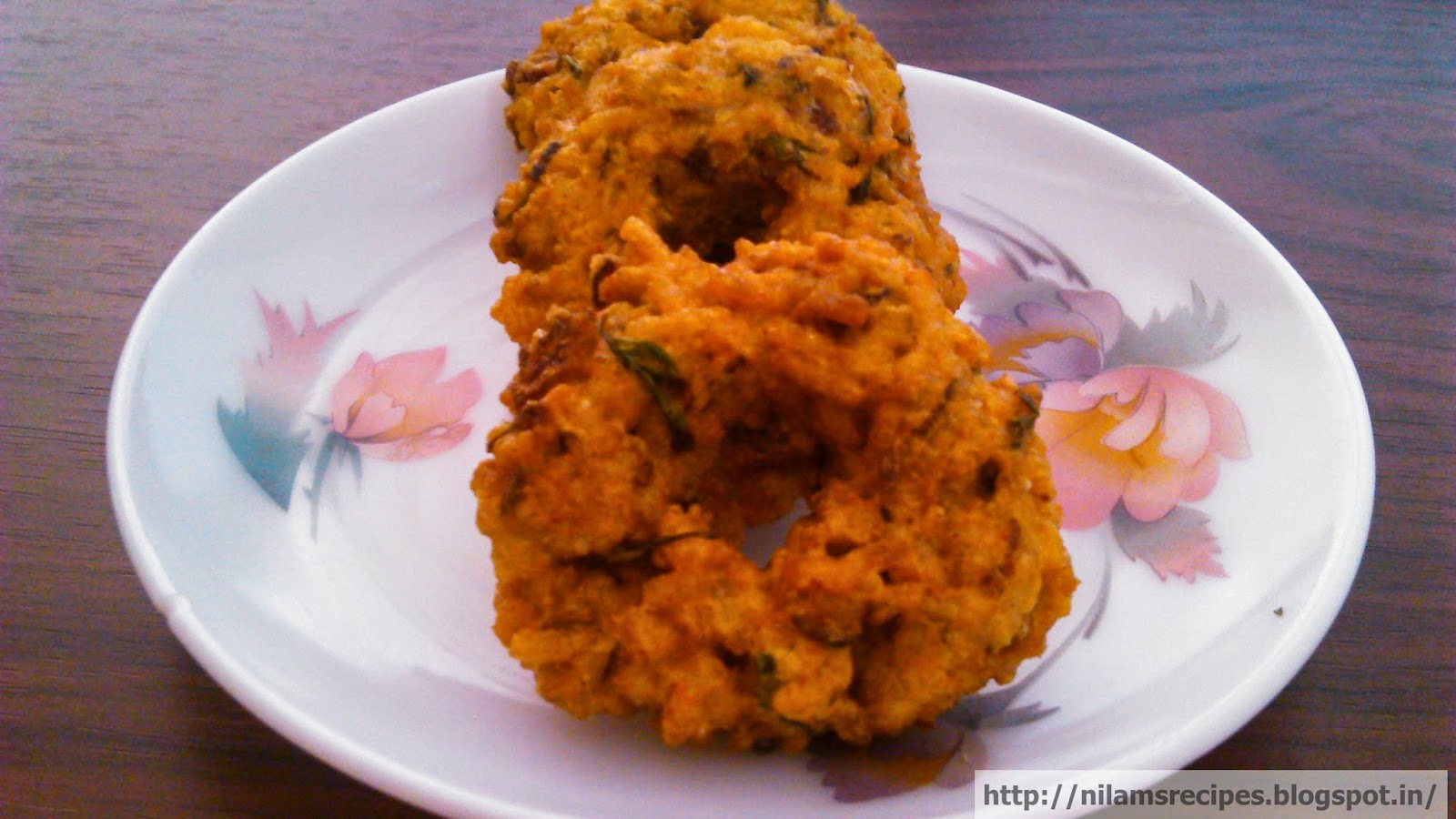 Rice Vade | भाताचे वडे | Nilam's Recipes