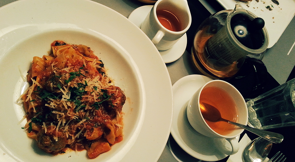 The Food, Coffee & Cafe Connoisseur: ALEXIS BSC