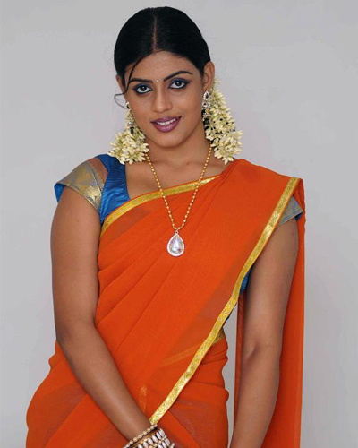 Young Desi Aunties ready for Pooja on Festival | Hot Indian Desi Aunties