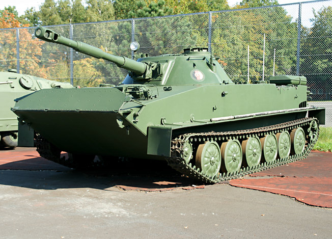 Titova Jugoslavija: PT 76 Izviđačko oklopno vozilo ( VIDEO )