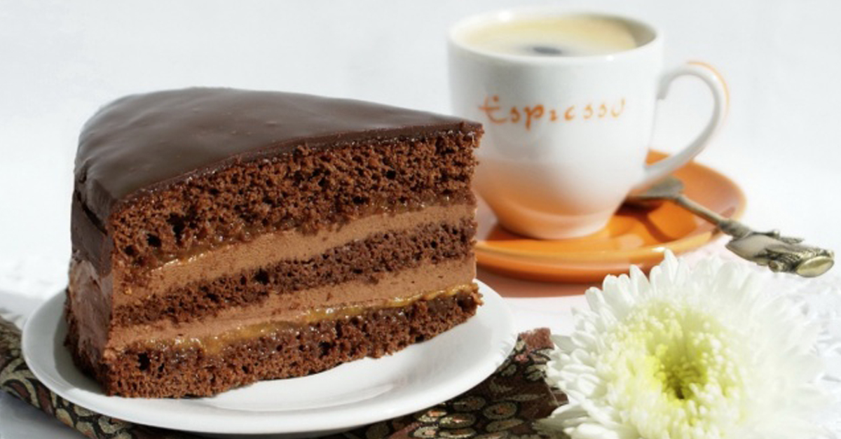 Τούρτα με νες καφέ και καραμέλα