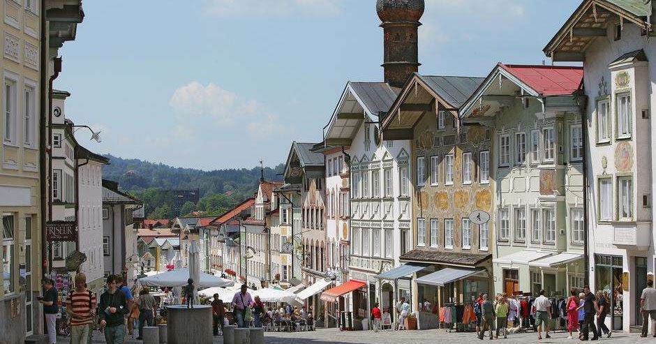 VIAGEM, TURISMO E AVENTURAS POR LUGARES INCRÍVEIS : BAVIERA / ALEMANHA