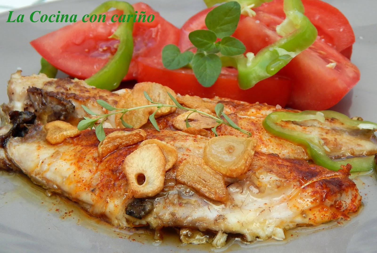 LISAS O ALBURES A LA ESPALDA CON AJADA