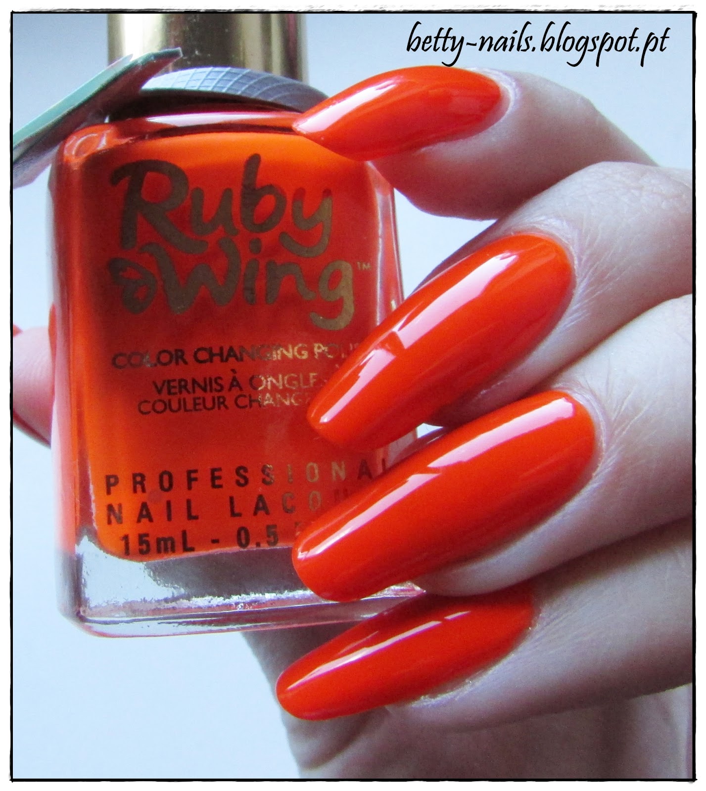 Betty Nails: Ruby Wing - SUMMER LOVE - Photochromatic Color Changing Polish