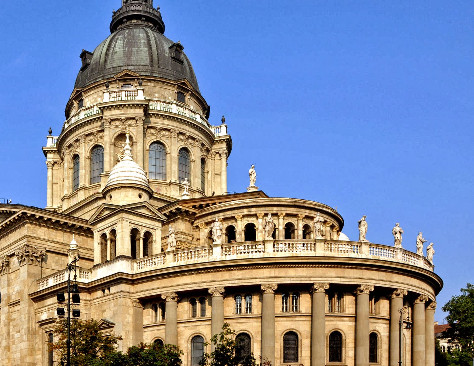 Budapest „Királyi Csarnoka” - A Szent István-bazilika - Tudtad?