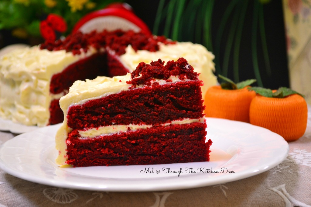 Through The Kitchen Door: The Best..RED VELVET CAKE