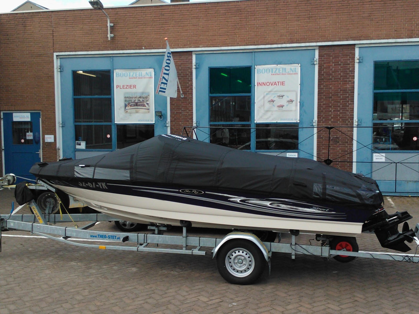 Zomerdekzeilen: dekzeil sloep, vlet, rib, speedboot, motorjacht ...