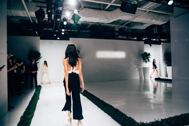 GLAM WAVES WITH TRESEMME - Walk In Wonderland