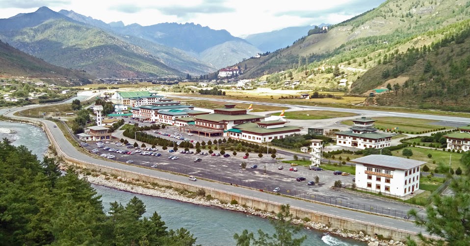 Stock Pictures: Picturesque Paro airport in Bhutan