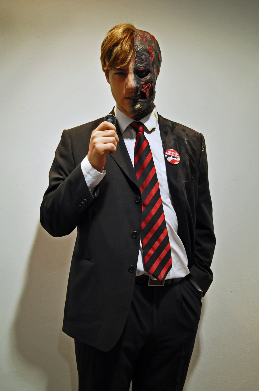 11 Two Face Cosplay Designs - Creative Cosplay Designs
