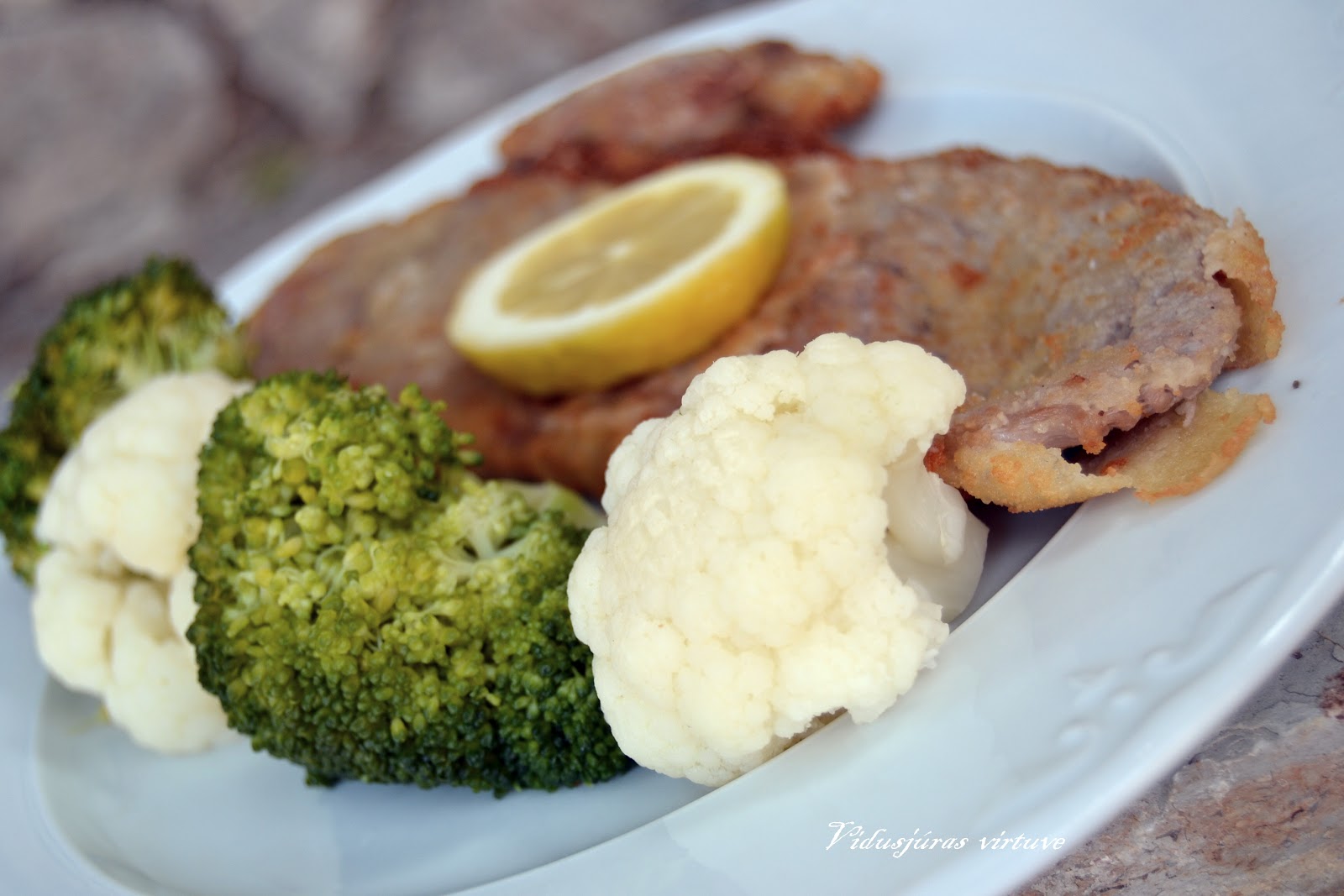 Vidusjúras virtuve: Panéta liellopa fileja