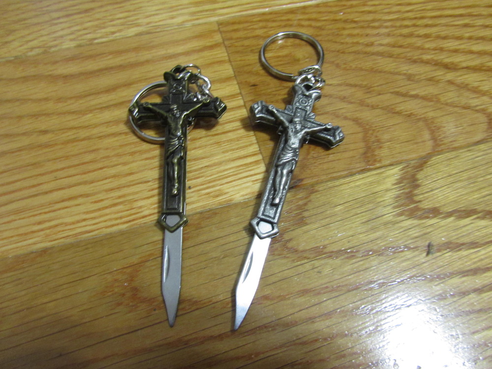 Deformutilation: Crucifix Knives