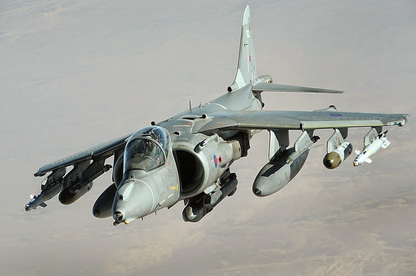 Aviones Caza y de Ataque: British Aerospace Harrier II