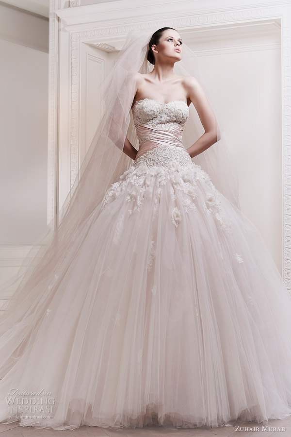 Elegant Bride by Zuhair Murad Wedding Veil Dresses 2013 | V Luv Fash!on