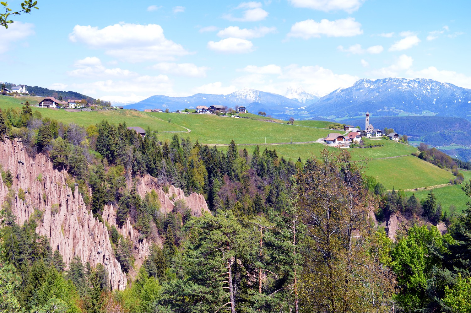 Il sentiero Freud e le piramidi di terra di Soprabolzano, rientrando ...