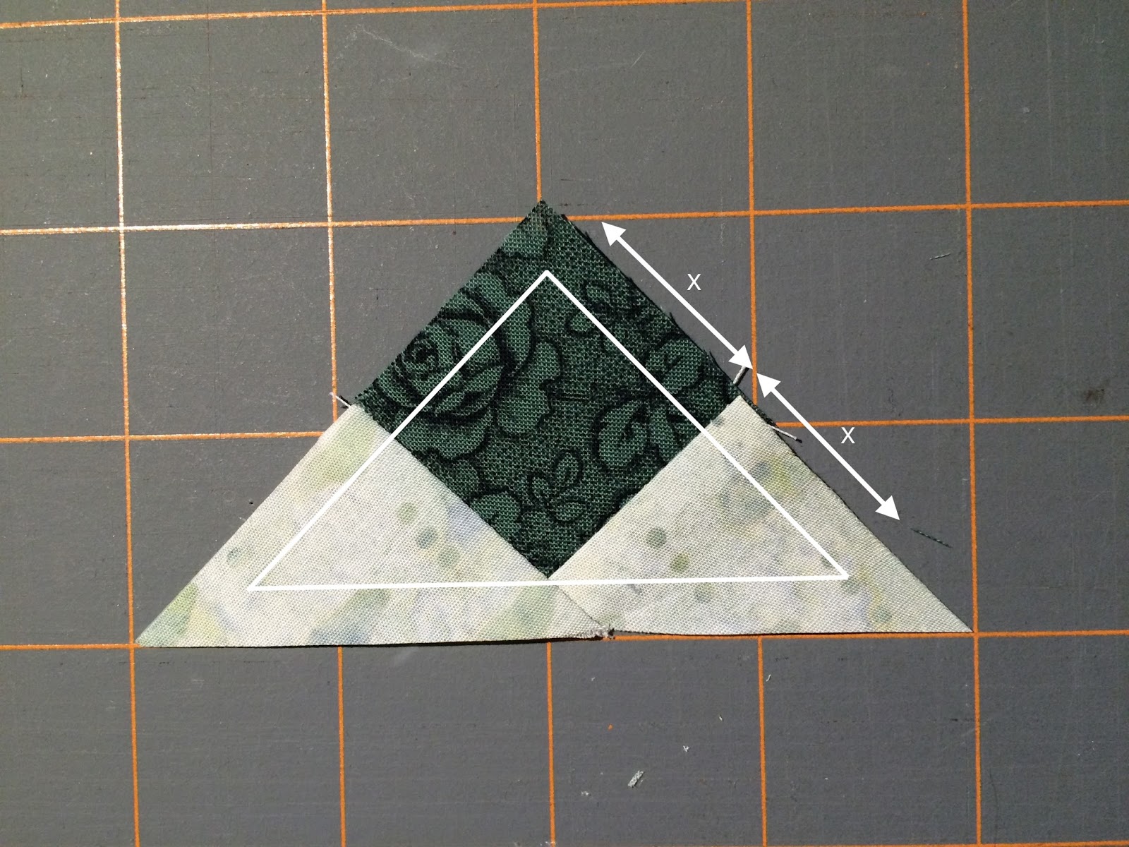 Hand Made Karma: Tutorial - Dog-Eared Triangle