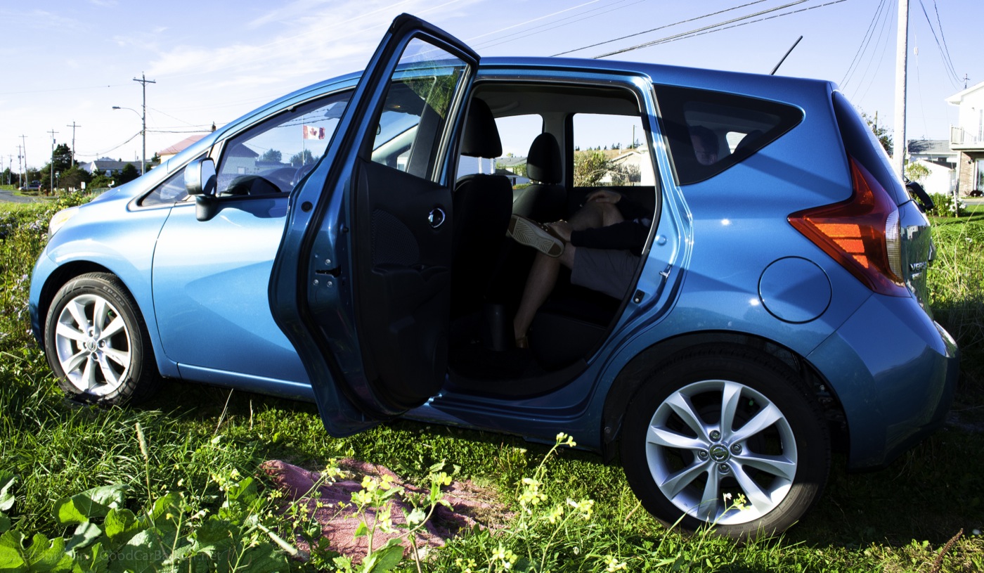 2014 Nissan Versa Note SL Review – Limo In The Back, Subcompact In The ...
