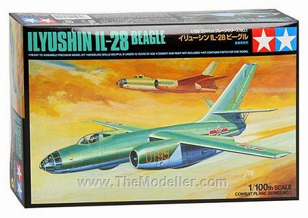 AIRPLANE SCALE MODELKIT: Ilyushin Il-28 Beagle