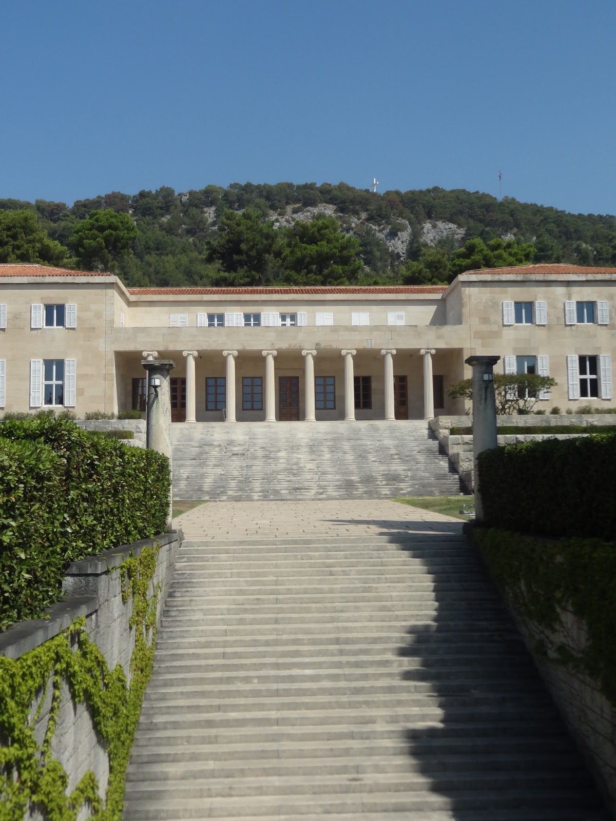 Studia Croatica: 53 Split 19 - Galerija Meštrović