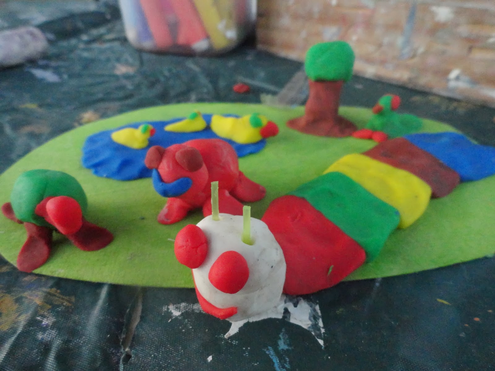 TALLER DE ARTE PARA NIÑOS: Trabajos con plastilina