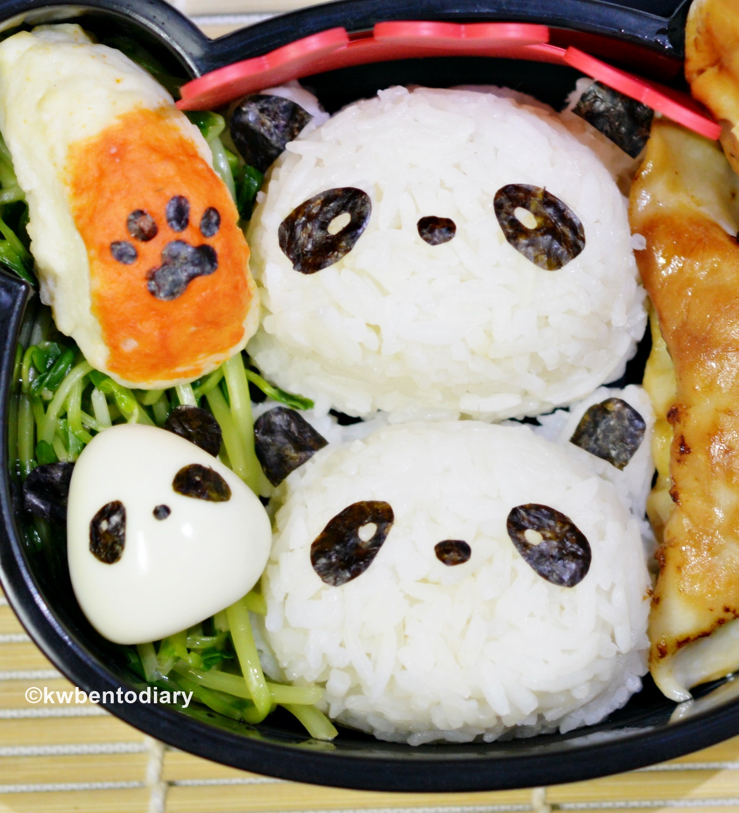 Karenwee's Bento Diary: Bento2015#Sep29~Lazy Panda Bento