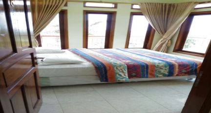 VILLA BAGASTA - Villa Istana Bunga - Keluarga Rombongan Kolam Renang