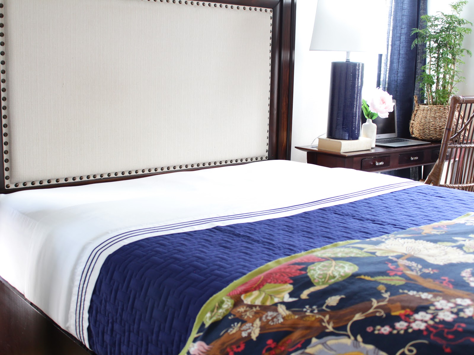 Oscar Bravo Home: The Anatomy of a Well-Made Bed