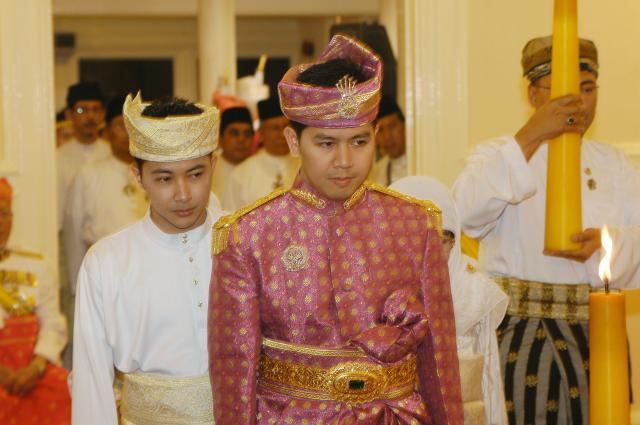 Princess Hajah Majeedah Nuurul Bulqiah and YAM Pengiran Anak Khairul ...