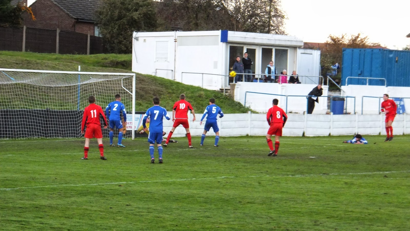 ON THE ROAD 2013-2014: Pinxton FC 2-2 Linby CW