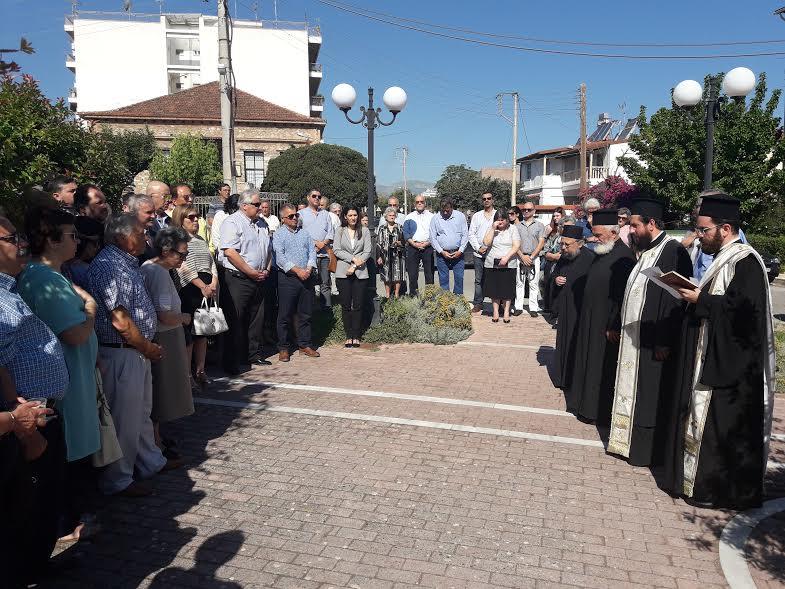 ΜΝΗΜΟΣΥΝΟ ΥΠΕΡ ΤΩΝ 26 ΨΥΧΩΝ ΠΟΥ ΕΧΑΣΑΝ ΤΗ ΖΩΗ ΤΟΥΣ ΣΤΟ ΣΕΙΣΜΟ ΤΟΥ ...