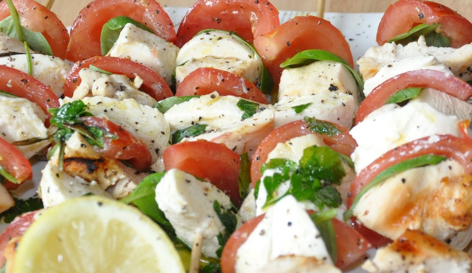 A Taste of Italy: Spiedini di insalata caprese e pollo ( Chicken ...