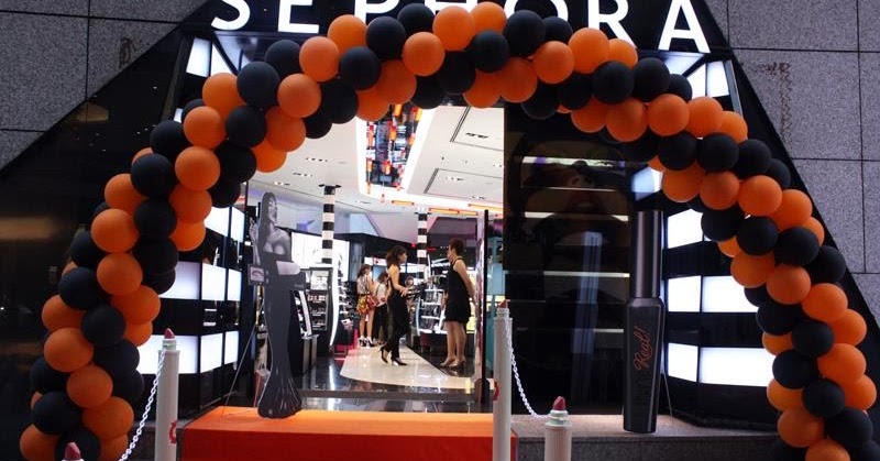 New Benefit Cosmetics Flagship Store in Starhill Sephora | Sabrina ...