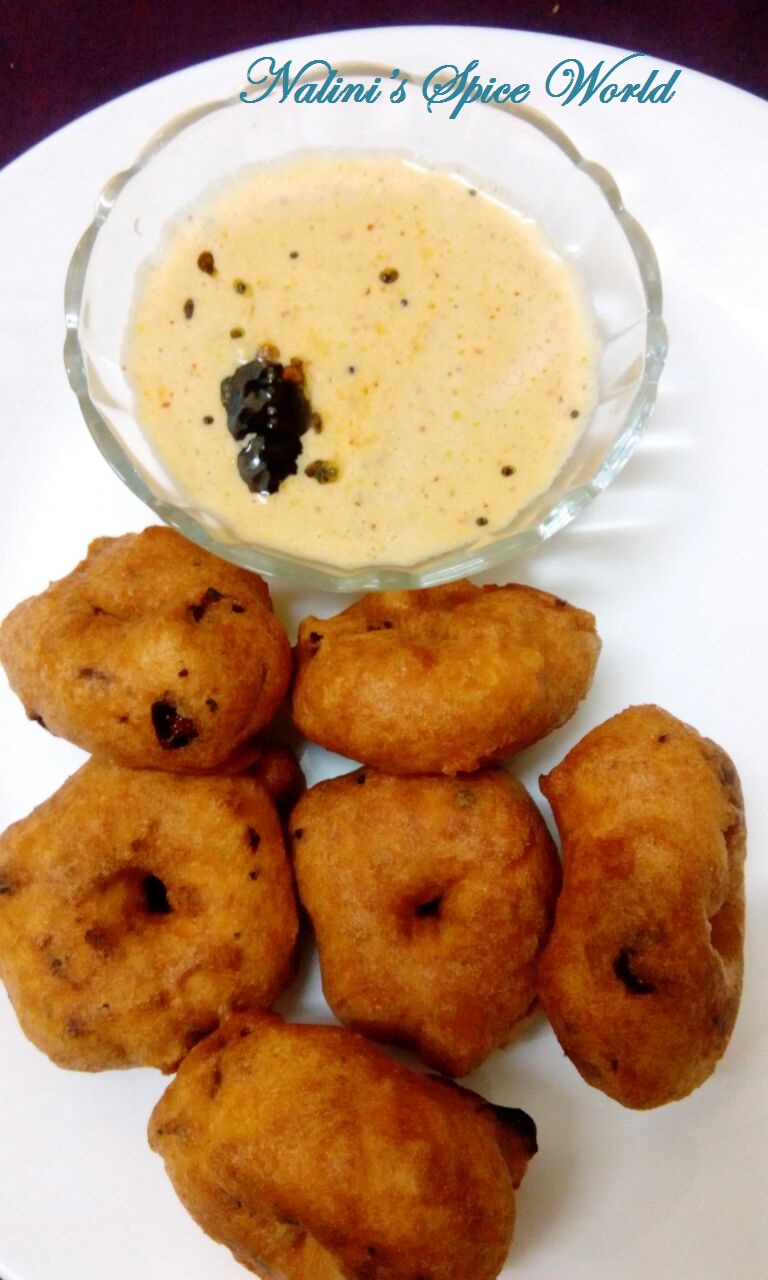 Nalini's spice world: Crispy n Soft Medhu Vadai Recipe / Ulundhu Vadai ...