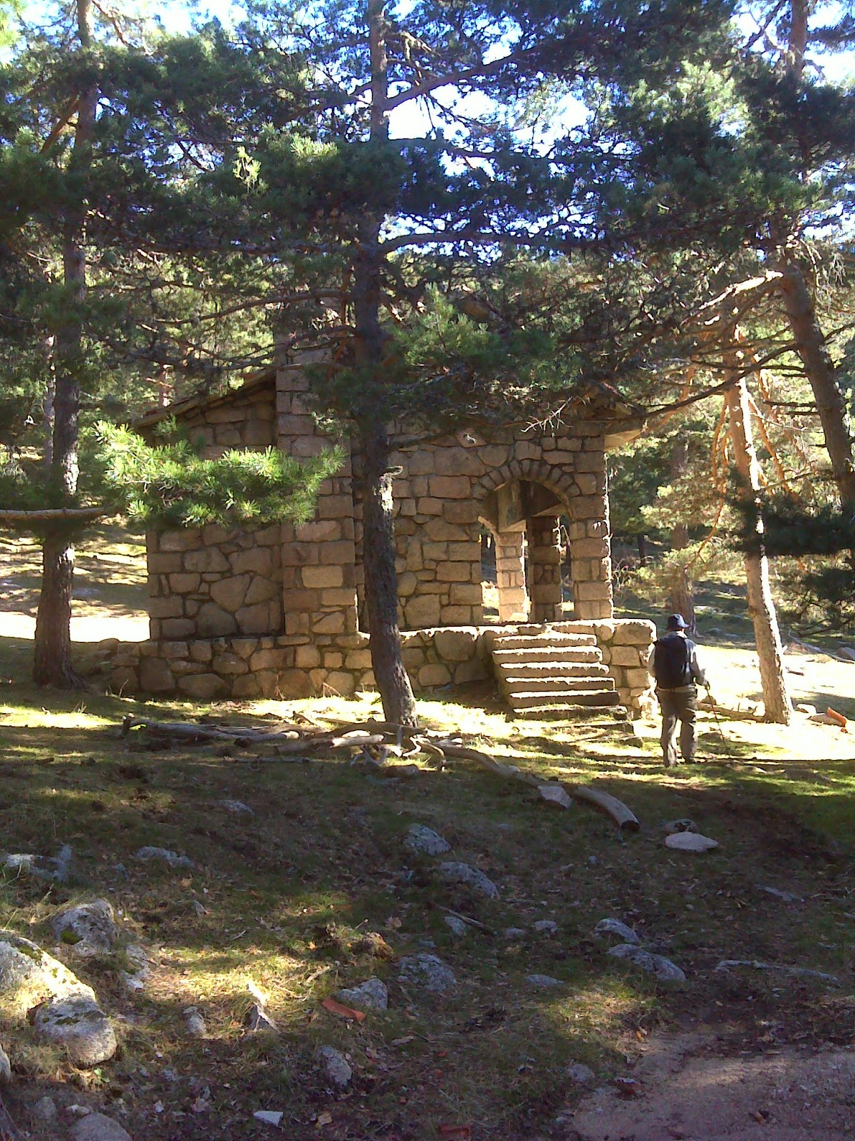 Salvemos el Mundo: San Rafael a Peguerinos subiendo a Cueva Valiente