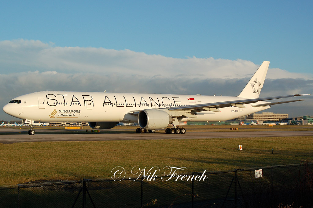 Nik French - Aviation Photography.... Manchester and More.: December 2011