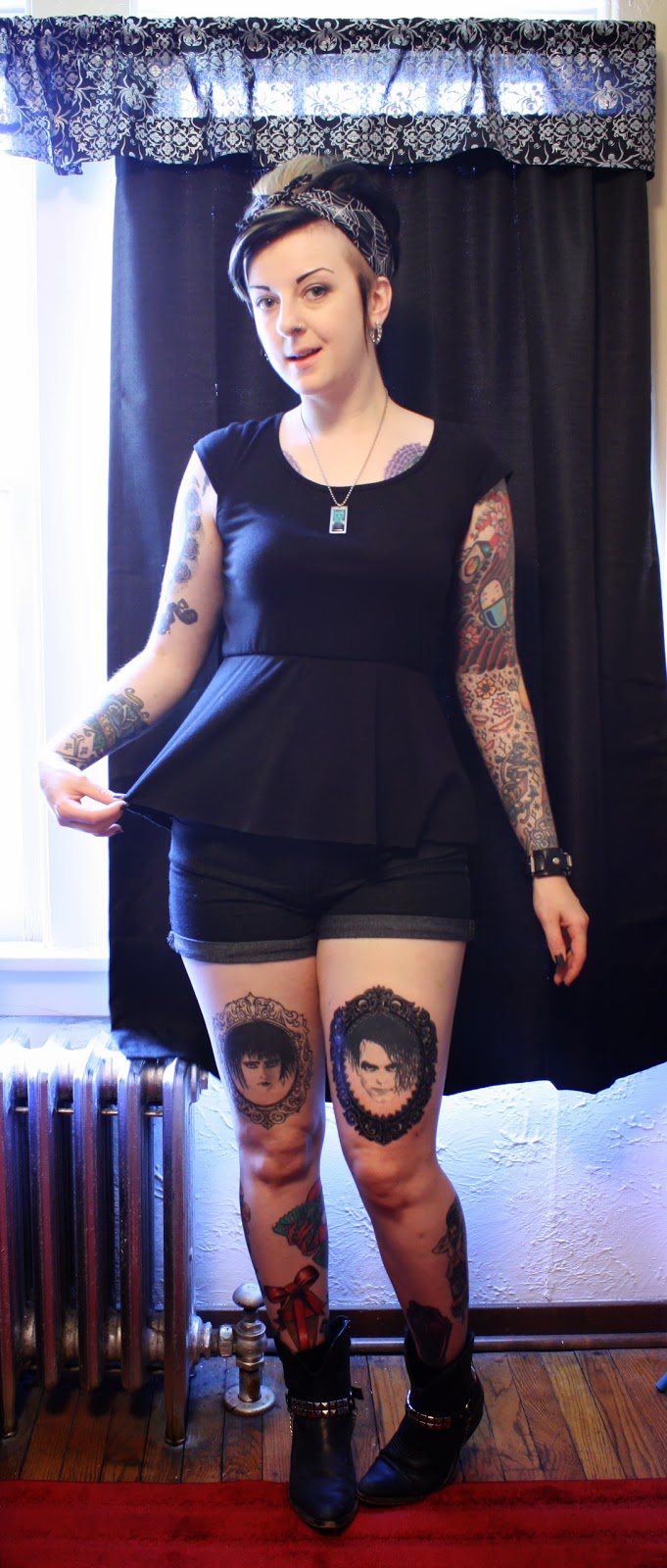 Coffin Kitsch: Outfit of the Day : Dressing Around a Healing Thigh Tattoo