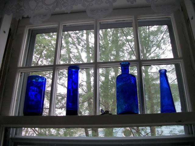 Writing Straight from the Heart: Cobalt Blue Objects Look Appealing on ...