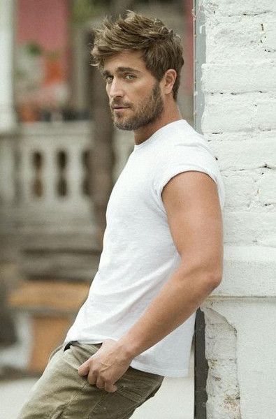 FOTOS DE HOMBRES LATINOS BELLOS