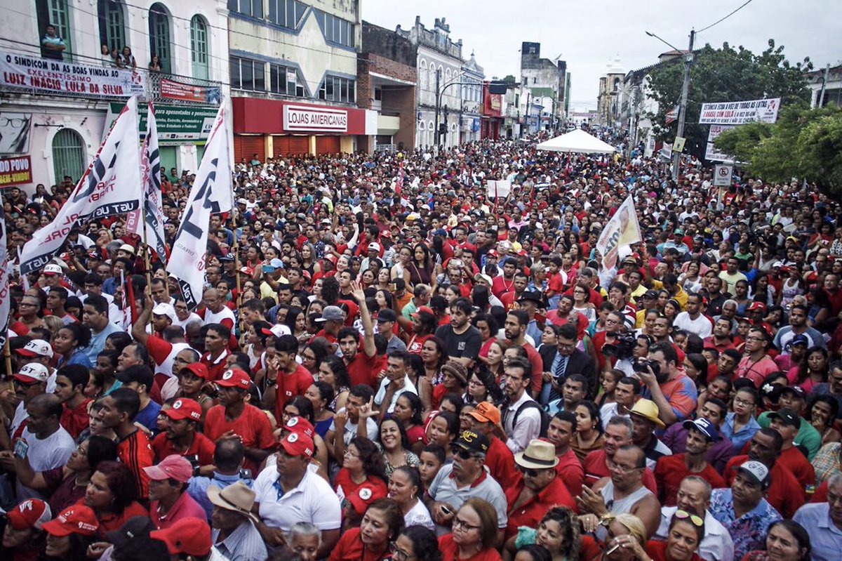 Lula faz 'sarrada' em encontro com juventude na Bahia | Os Amigos do ...