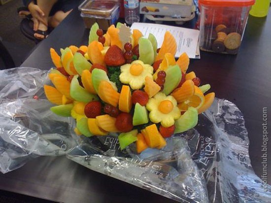 CoolFunClub: 12 Art Made From Fruits