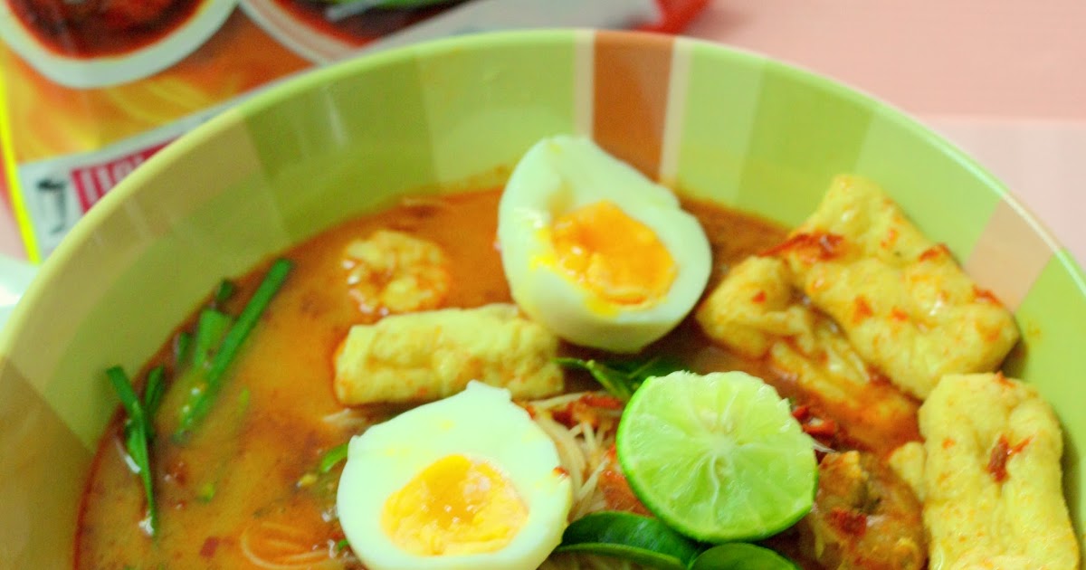 Singaporean Mee Siam