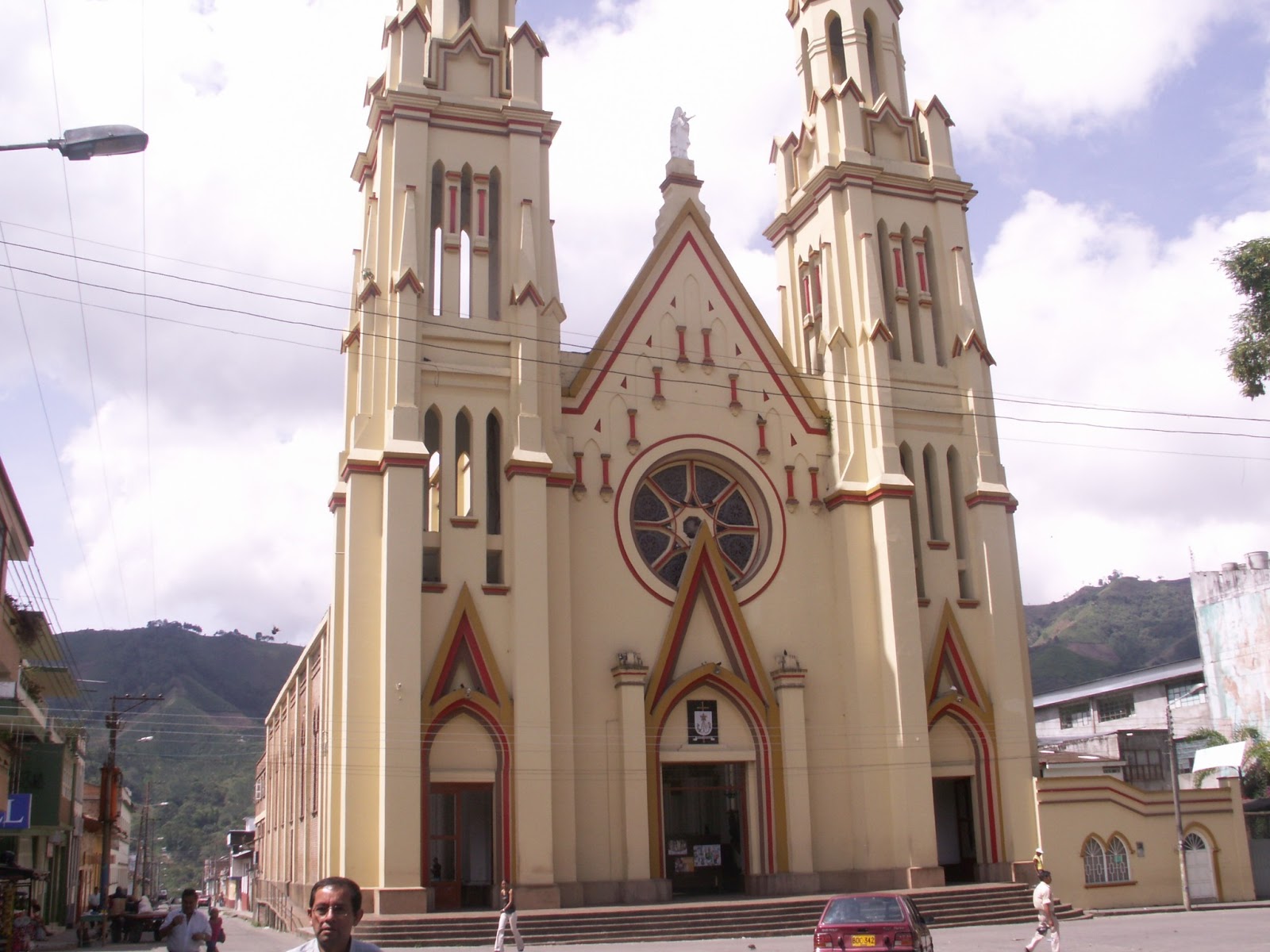 FAIRS AND FESTIVALS FOR THE PEOPLE OF COLOMBIA: LIBANO TOLIMA
