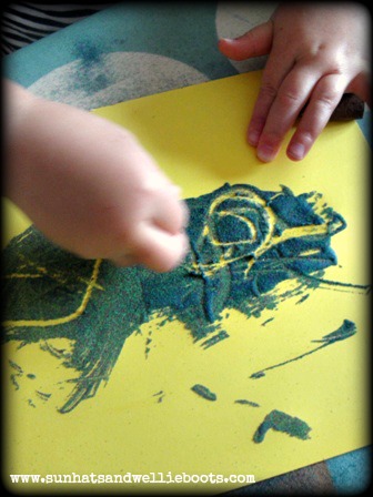 Sun Hats & Wellie Boots: Make Your Own Glue & Sand Art