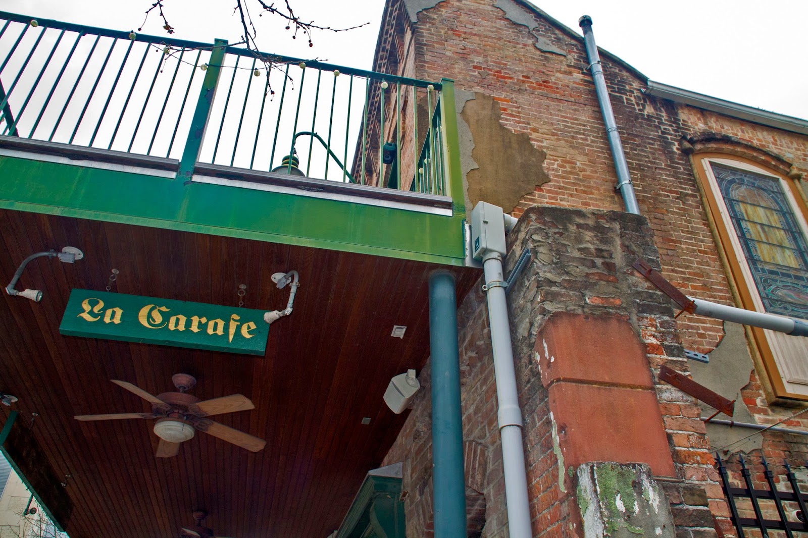 περιπλάνηση: La Carafe, Houston's Oldest Building, 1847