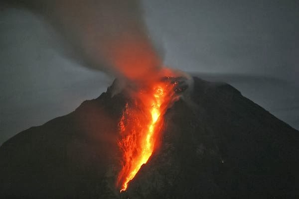 Indonesia volcano eruption spread to Malaysia. Air Pollution warning ...