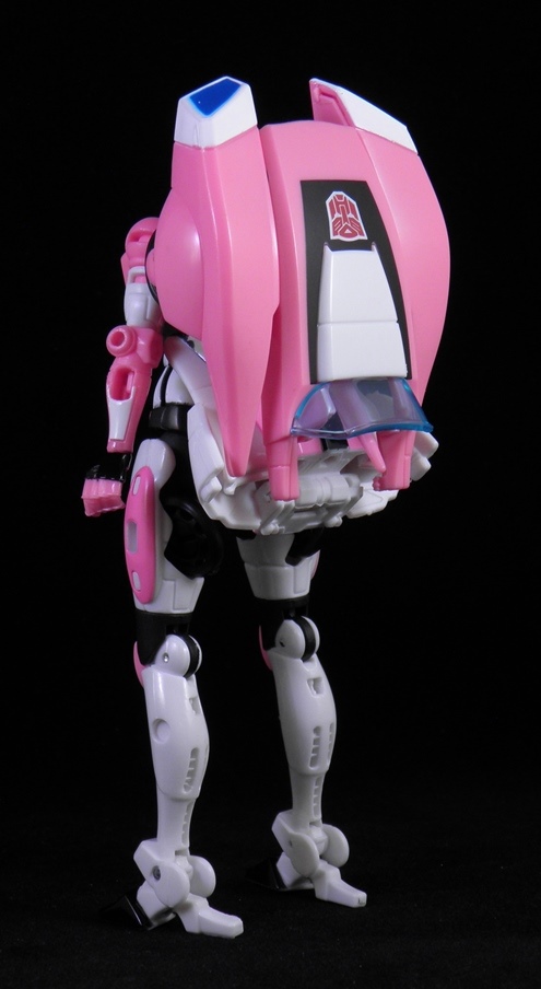 She's Fantastic: Transformers: Generations - ARCEE!