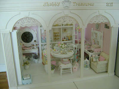 Baking In Miniature: Miniature Shop - Shabby Treasures