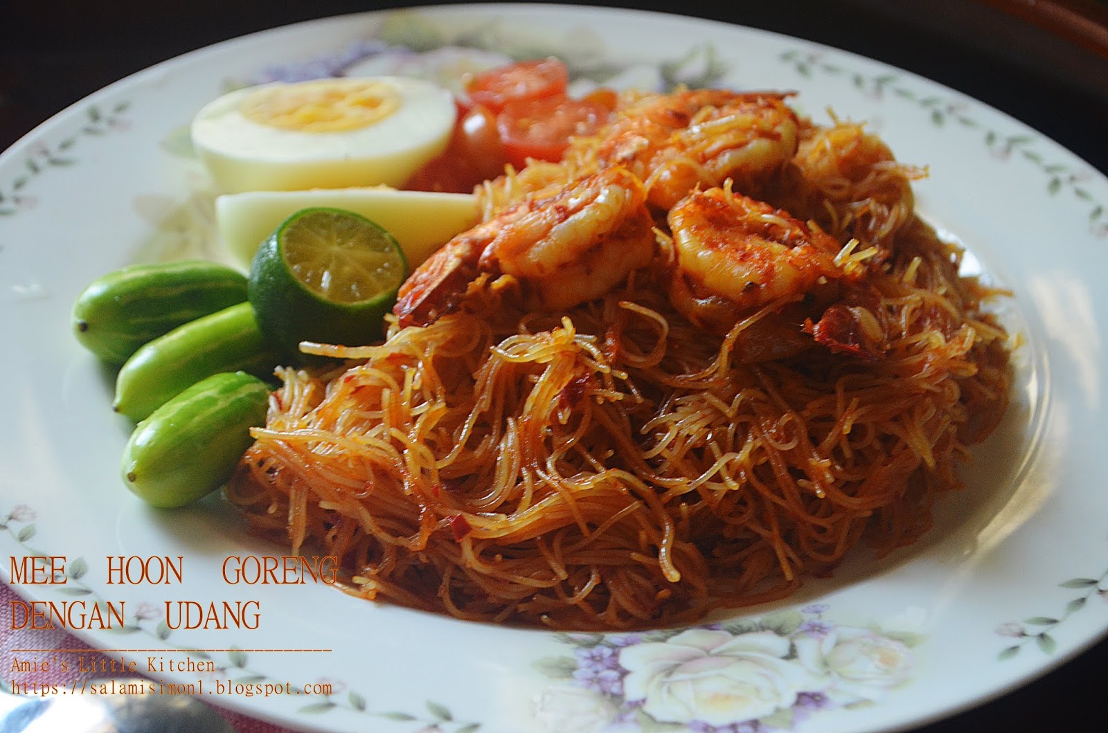 Mee Hoon Goreng dengan Udang - Amie's Little Kitchen